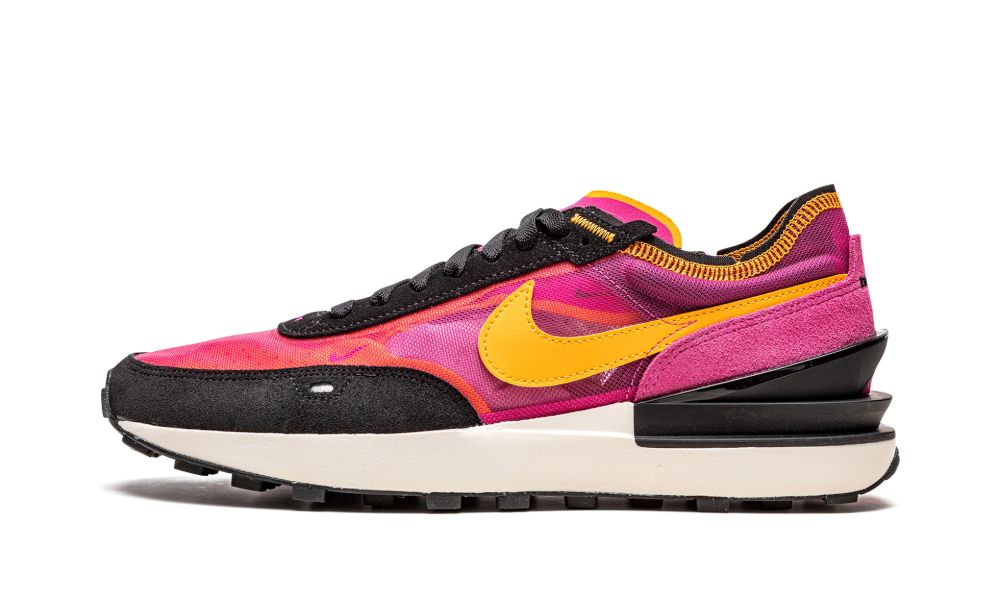 Buy Nike WAFFLE ONE WMNS "Active Fuchsia" - Stadium Goods